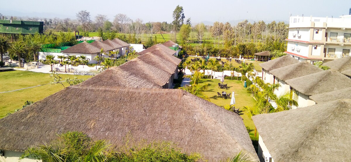Corbett The Grand, Jim Corbett